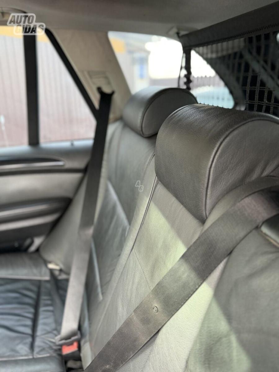 Melns BMW X5 2001 Kauņa, ar dzinēja tilpumu 3.00 L un nobraukumu 252 tūkst. km par 3250 €, foto 31 vietnē AUTOMOTO.COM.LV