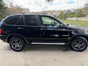 Черный БМВ Х5 2001 в Каунас, объемом двигателя 3.00 л и пробегом 252 тыс. км за 3190 €, фото 5 на AUTOMOTO.COM.LV