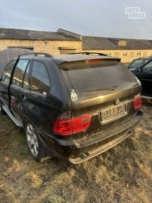 Melns BMW X5 2001 Joniškis, ar dzinēja tilpumu 4.40 L un nobraukumu 371 tūkst. km par 2300 €, foto 5 vietnē AUTOMOTO.COM.LV