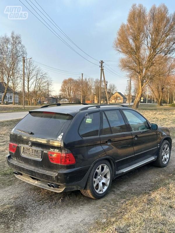 Melns BMW X5 2001 Joniškis, ar dzinēja tilpumu 4.40 L un nobraukumu 371 tūkst. km par 2300 €, foto 5 vietnē AUTOMOTO.COM.LV