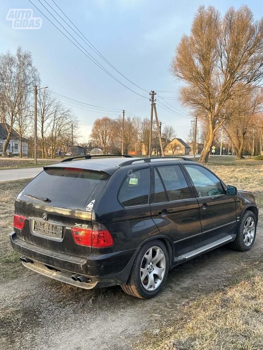 Melns BMW X5 2001 Joniškis, ar dzinēja tilpumu 4.40 L un nobraukumu 371 tūkst. km par 2300 €, foto 6 vietnē AUTOMOTO.COM.LV