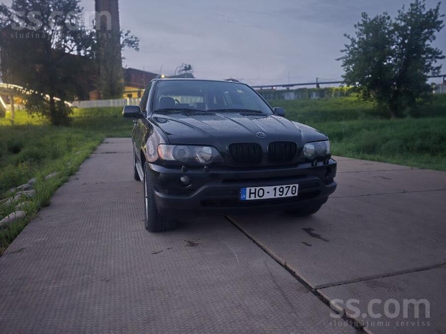 Melns BMW X5 2001 Daugavpils, ar dzinēja tilpumu 3.00 L un nobraukumu 285 tūkst. km par 4100 €, foto 3 vietnē AUTOMOTO.COM.LV
