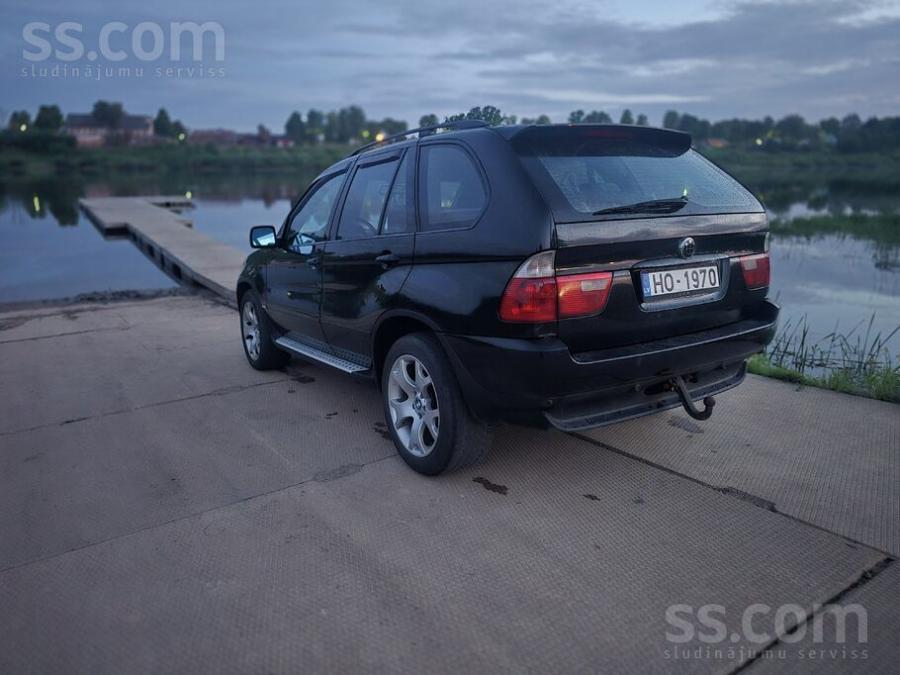 Melns BMW X5 2001 Daugavpils, ar dzinēja tilpumu 3.00 L un nobraukumu 285 tūkst. km par 4100 €, foto 5 vietnē AUTOMOTO.COM.LV