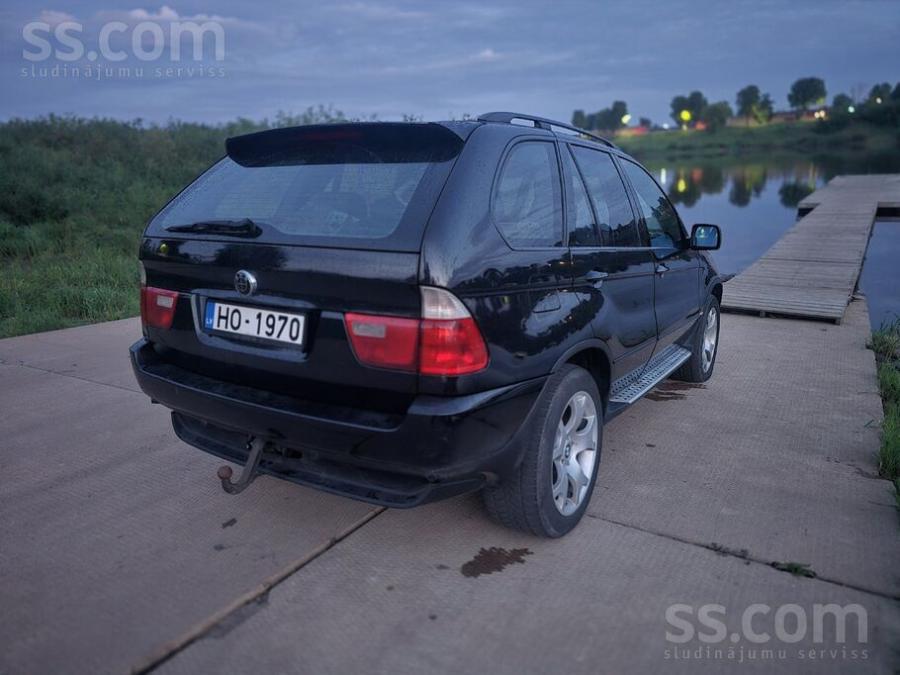 Melns BMW X5 2001 Daugavpils, ar dzinēja tilpumu 3.00 L un nobraukumu 285 tūkst. km par 4100 €, foto 6 vietnē AUTOMOTO.COM.LV