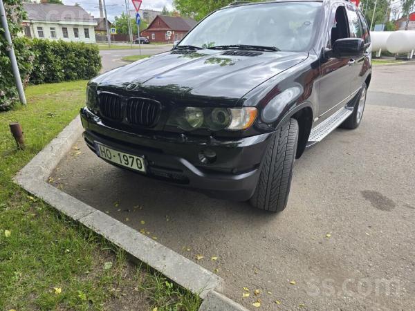 Melns BMW X5 2001 Daugavpils, ar dzinēja tilpumu 3.00 L un nobraukumu 285 tūkst. km par 4100 €, foto 6 vietnē AUTOMOTO.COM.LV