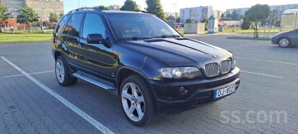 Black BMW X5 2001 in Riga, with an engine capacity of 3.00 L and mileage of 369 thousand km for 3870 €, photo 2 on AUTOMOTO.COM.LV