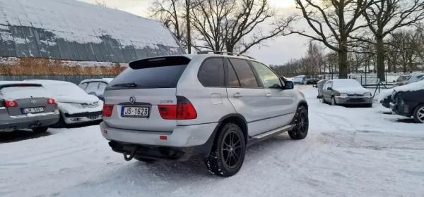 Melns BMW X5 2001 Valmiera, ar dzinēja tilpumu 3.00 L un nobraukumu 347 tūkst. km par 3650 €, foto 3 vietnē AUTOMOTO.COM.LV
