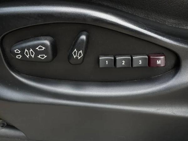 Melns BMW X5 2001 Rīga, ar dzinēja tilpumu 3.00 L un nobraukumu 337 tūkst. km par 2990 €, foto 10 vietnē AUTOMOTO.COM.LV