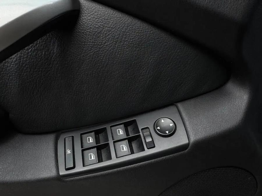 Melns BMW X5 2001 Rīga, ar dzinēja tilpumu 3.00 L un nobraukumu 337 tūkst. km par 2990 €, foto 12 vietnē AUTOMOTO.COM.LV