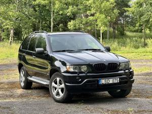Black BMW X5 2001 in Vilnius, with an engine capacity of 3.00 L and mileage of 400 thousand km for 1900 €, photo 3 on AUTOMOTO.COM.LV