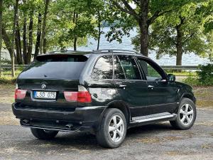 Black BMW X5 2001 in Vilnius, with an engine capacity of 3.00 L and mileage of 400 thousand km for 1900 €, photo 4 on AUTOMOTO.COM.LV