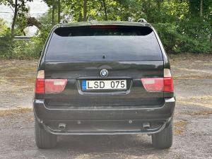 Black BMW X5 2001 in Vilnius, with an engine capacity of 3.00 L and mileage of 400 thousand km for 1900 €, photo 6 on AUTOMOTO.COM.LV