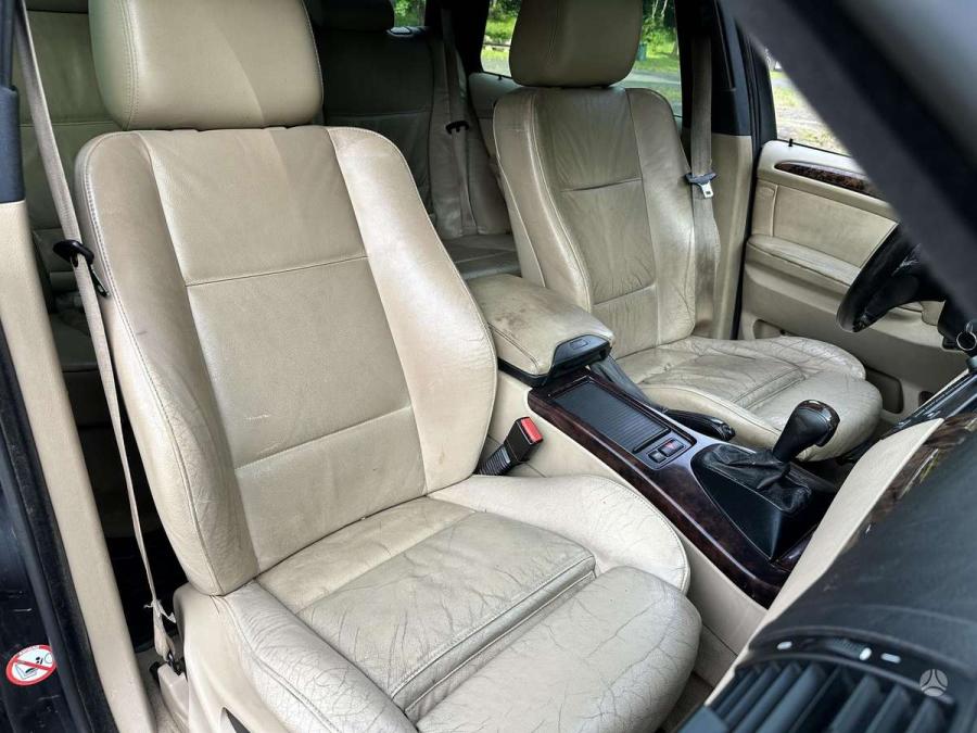 Black BMW X5 2001 in Vilnius, with an engine capacity of 3.00 L and mileage of 400 thousand km for 1900 €, photo 19 on AUTOMOTO.COM.LV