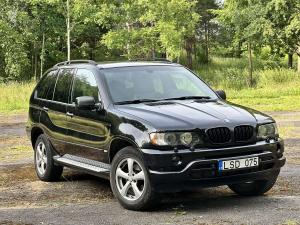 Black BMW X5 2001 in Vilnius, with an engine capacity of 3.00 L and mileage of 400 thousand km for 1799 €, photo  on AUTOMOTO.COM.LV