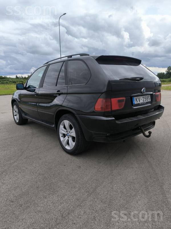 Melns BMW X5 2001 Preiļi, ar dzinēja tilpumu 3.00 L un nobraukumu 600 tūkst. km par 3350 €, foto 4 vietnē AUTOMOTO.COM.LV