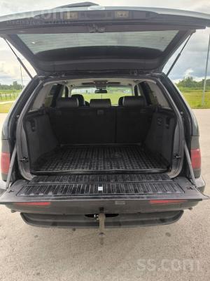 Black BMW X5 2001 in Preili, with an engine capacity of 3.00 L and mileage of 600 thousand km for 3350 €, photo 6 on AUTOMOTO.COM.LV