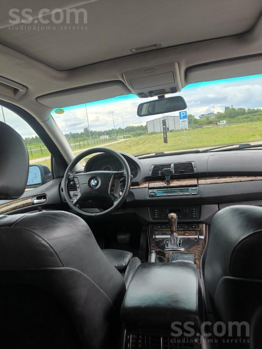 Black BMW X5 2001 in Preili, with an engine capacity of 3.00 L and mileage of 600 thousand km for 3350 €, photo 7 on AUTOMOTO.COM.LV