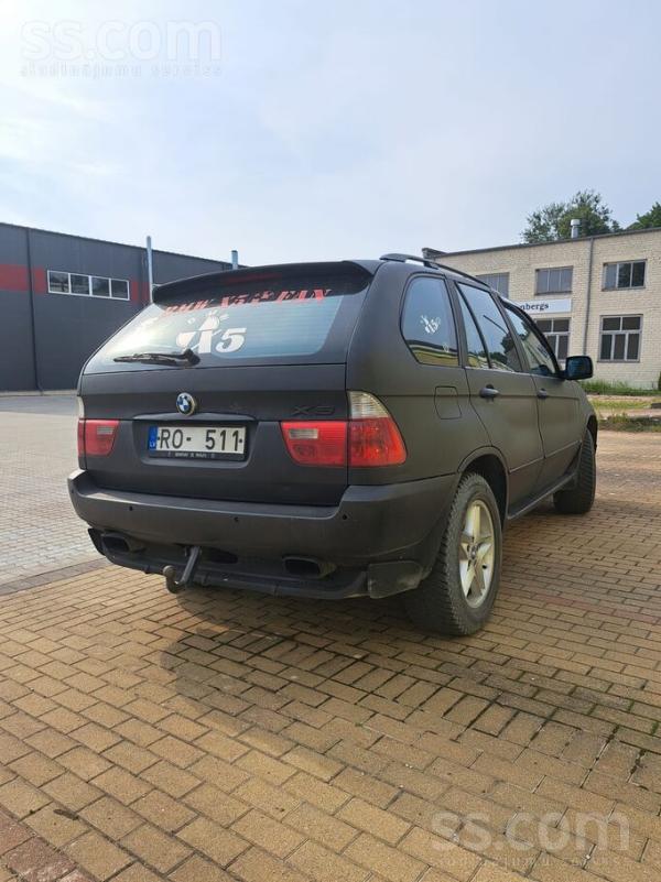 Melns BMW X5 2001 Kuldīga, ar dzinēja tilpumu 3.00 L un nobraukumu 646 tūkst. km par 3300 €, foto 4 vietnē AUTOMOTO.COM.LV