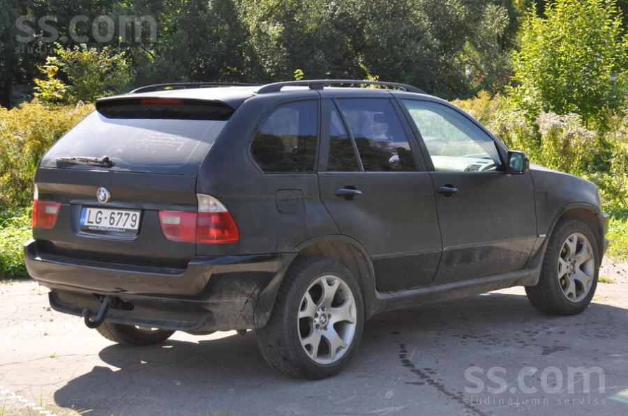Melns BMW X5 2001 Rīga, ar dzinēja tilpumu 3.00 L un nobraukumu 426 tūkst. km par 1850 €, foto 4 vietnē AUTOMOTO.COM.LV