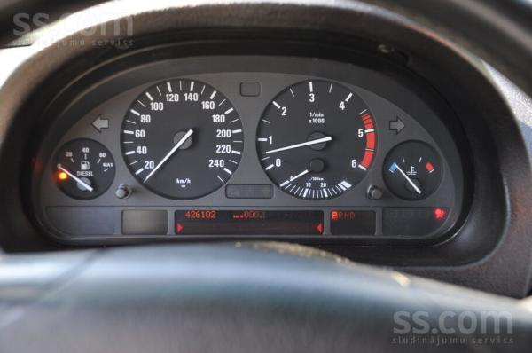 БМВ Х5 2001 в Рига на AUTOMOTO.COM.LV Черный БМВ Х5 2001 в Рига, объемом двигателя 3.00 л и пробегом 426 тыс. км за 1850 €, фото 8 на AUTOMOTO.COM.LV