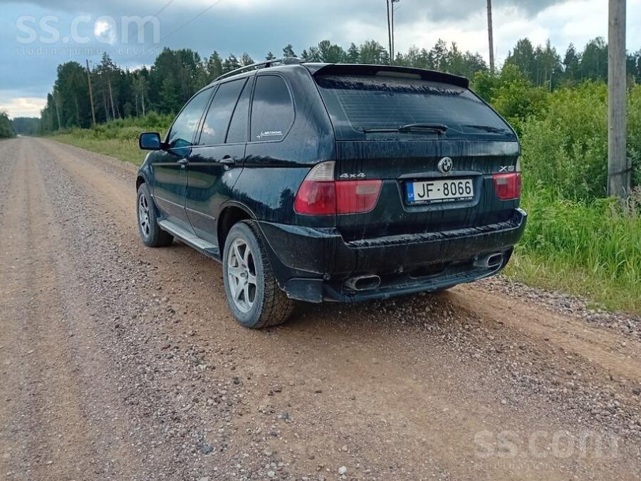 Black BMW X5 2002 in Balvi, with an engine capacity of 3.00 L and mileage of 371 thousand km for 2000 €, photo 4 on AUTOMOTO.COM.LV
