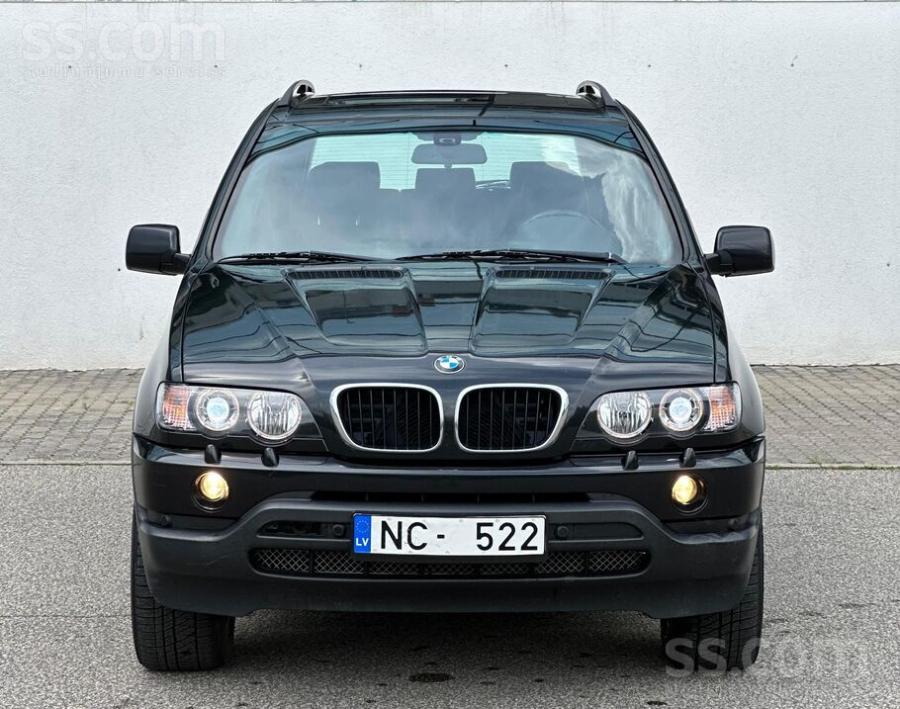 Black BMW X5 2002 in Riga, with an engine capacity of 3.00 L and mileage of 305 thousand km for 4690 €, photo 2 on AUTOMOTO.COM.LV