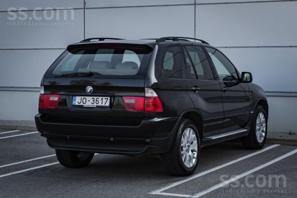 Black BMW X5 2002 in Riga, with an engine capacity of 3.00 L and mileage of 0 thousand km for 3950 €, photo 4 on AUTOMOTO.COM.LV