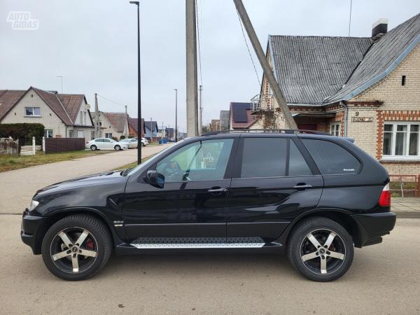 Black BMW X5 2002 in Alytus, with an engine capacity of 3.00 L and mileage of 380 thousand km for 3450 €, photo 5 on AUTOMOTO.COM.LV
