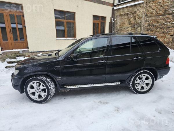 Black BMW X5 2002 in Riga, with an engine capacity of 3.00 L and mileage of 380 thousand km for 2600 €, photo 2 on AUTOMOTO.COM.LV