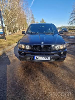 Melns BMW X5 2002 Krāslava, ar dzinēja tilpumu 3.00 L un nobraukumu 390 tūkst. km par 3250 €, foto  vietnē AUTOMOTO.COM.LV