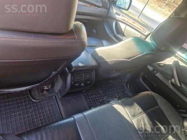 Melns BMW X5 2002 Krāslava, ar dzinēja tilpumu 3.00 L un nobraukumu 390 tūkst. km par 3250 €, foto 5 vietnē AUTOMOTO.COM.LV