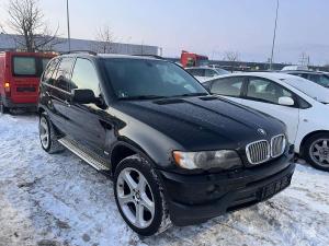 Black BMW X5 2002 in Vilnius, with an engine capacity of 4.40 L and mileage of 317 thousand km for 4999 €, photo  on AUTOMOTO.COM.LV
