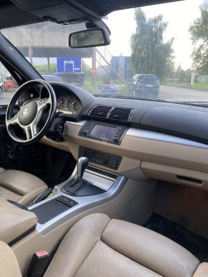 Melns BMW X5 2002 Šauļi, ar dzinēja tilpumu 3.00 L un nobraukumu 432 tūkst. km par 2500 €, foto 5 vietnē AUTOMOTO.COM.LV