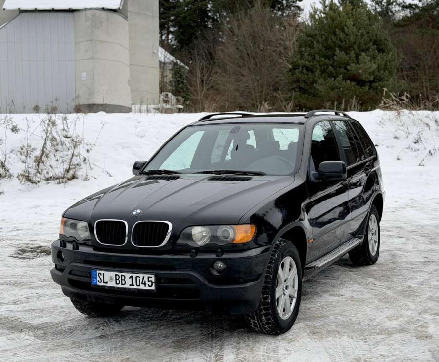 Melns BMW X5 2002 Viļņa, ar dzinēja tilpumu 2.93 L un nobraukumu 302 tūkst. km par 3200 €, foto 2 vietnē AUTOMOTO.COM.LV