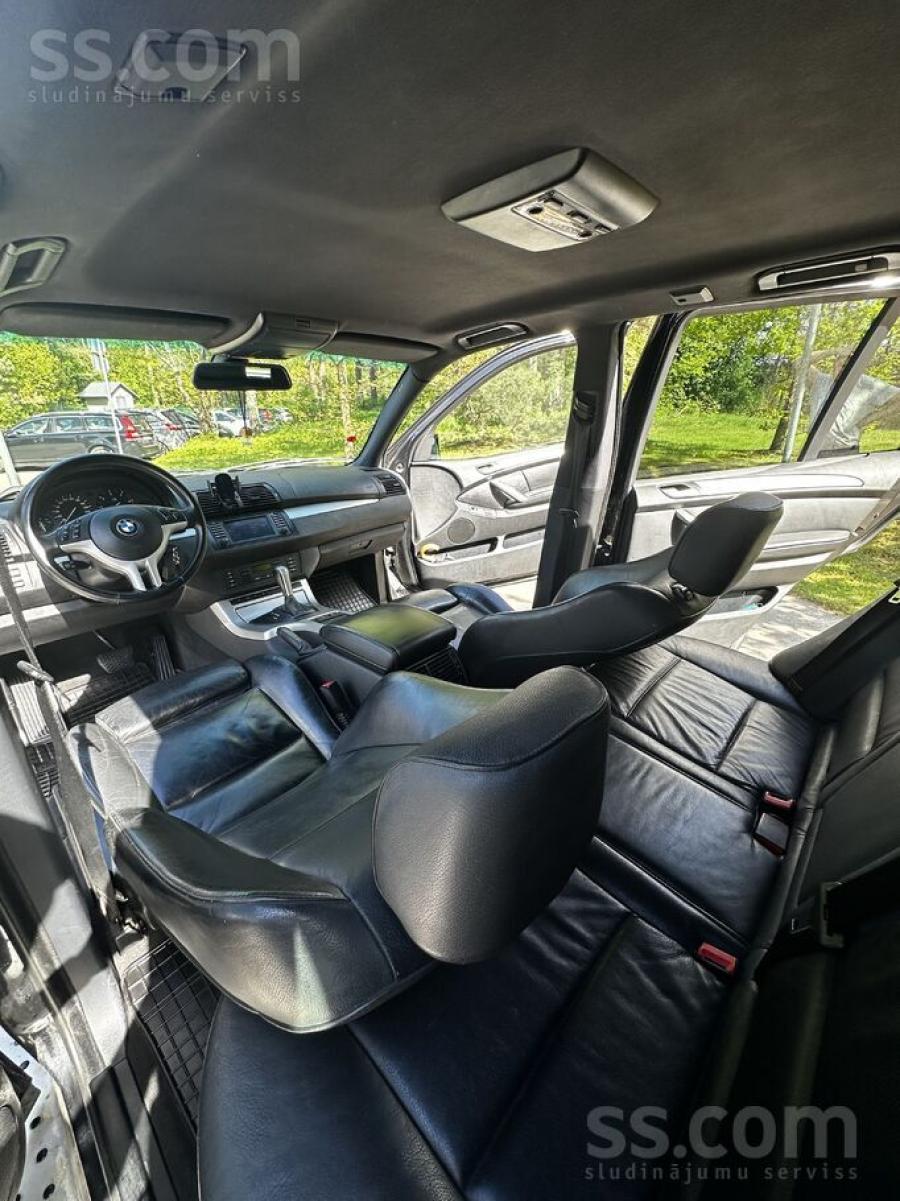 Black BMW X5 2002 in Riga, with an engine capacity of 3.00 L and mileage of 364 thousand km for 5000 €, photo 8 on AUTOMOTO.COM.LV