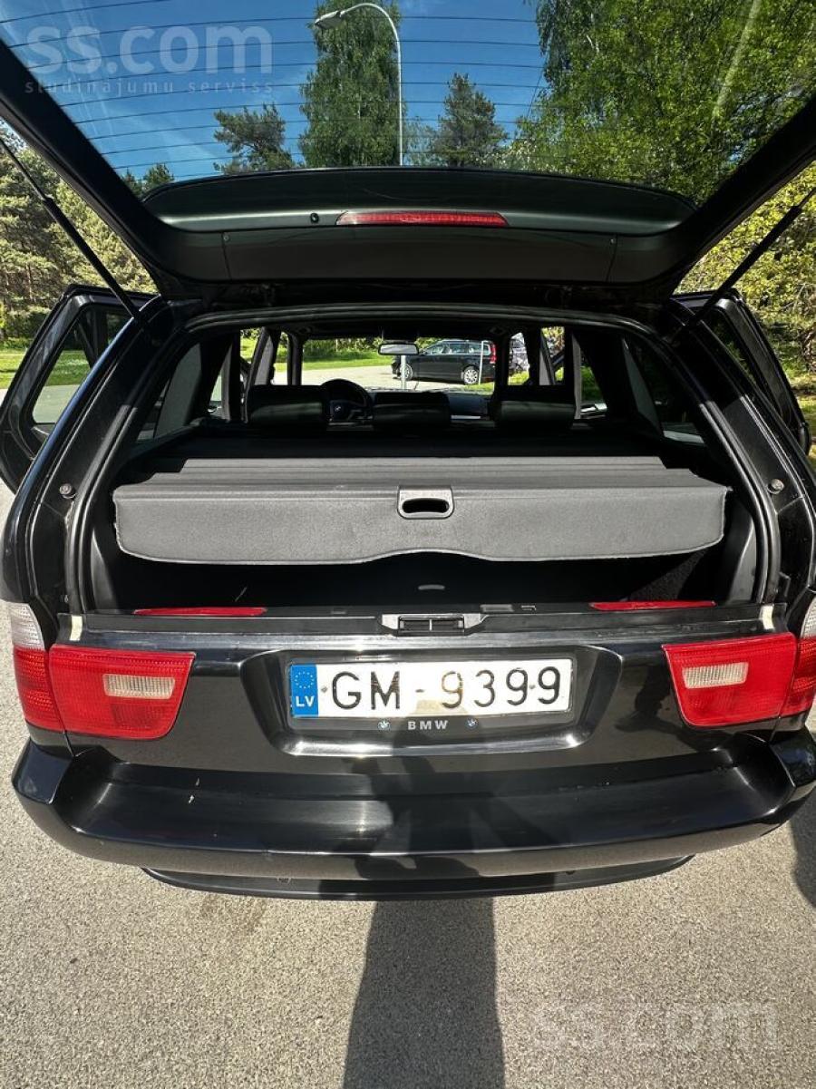 Black BMW X5 2002 in Riga, with an engine capacity of 3.00 L and mileage of 364 thousand km for 5000 €, photo 11 on AUTOMOTO.COM.LV