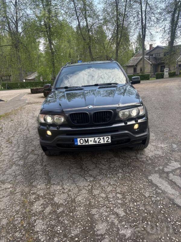 Черный БМВ Х5 2002 в Цесис, объемом двигателя 4.60 л и пробегом 246 тыс. км за 8750 €, фото 2 на AUTOMOTO.COM.LV