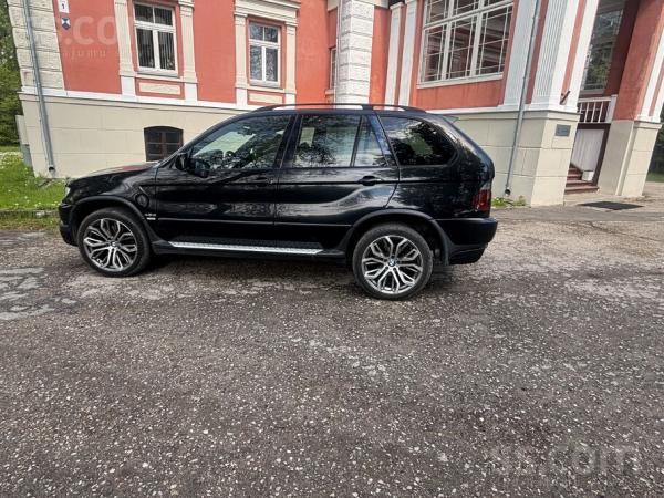 Melns BMW X5 2002 Cēsis, ar dzinēja tilpumu 4.60 L un nobraukumu 246 tūkst. km par 8500 €, foto 8 vietnē AUTOMOTO.COM.LV
