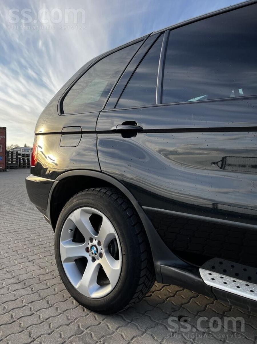 Melns BMW X5 2002 Saldus, ar dzinēja tilpumu 3.00 L un nobraukumu 390 tūkst. km par 3900 €, foto 12 vietnē AUTOMOTO.COM.LV