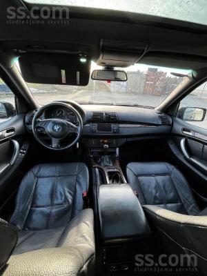 Melns BMW X5 2002 Saldus, ar dzinēja tilpumu 3.00 L un nobraukumu 390 tūkst. km par 3900 €, foto 17 vietnē AUTOMOTO.COM.LV