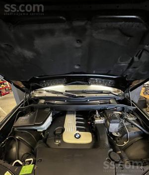 Melns BMW X5 2002 Saldus, ar dzinēja tilpumu 3.00 L un nobraukumu 390 tūkst. km par 3900 €, foto 23 vietnē AUTOMOTO.COM.LV