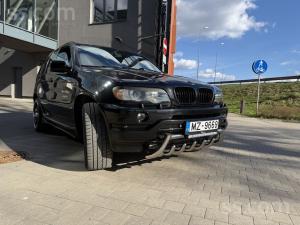 Melns BMW X5 2002 Daugavpils, ar dzinēja tilpumu 3.00 L un nobraukumu 334 tūkst. km par 5000 €, foto  vietnē AUTOMOTO.COM.LV