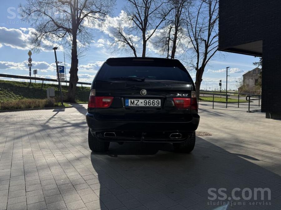 Черный БМВ Х5 2002 в Даугавпилс, объемом двигателя 3.00 л и пробегом 334 тыс. км за 5000 €, фото 5 на AUTOMOTO.COM.LV
