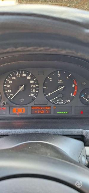Melns BMW X5 2002 Mažeikiai, ar dzinēja tilpumu 3.00 L un nobraukumu 353 tūkst. km par 3000 €, foto  vietnē AUTOMOTO.COM.LV