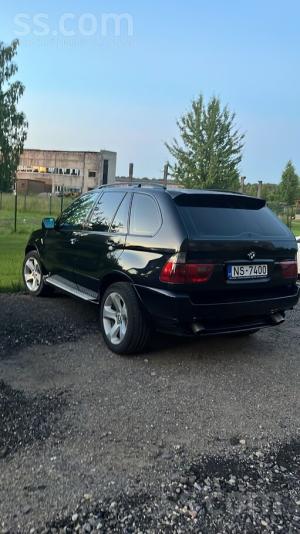 Melns BMW X5 2002 Preiļi, ar dzinēja tilpumu 3.00 L un nobraukumu 383 tūkst. km par 3500 €, foto  vietnē AUTOMOTO.COM.LV