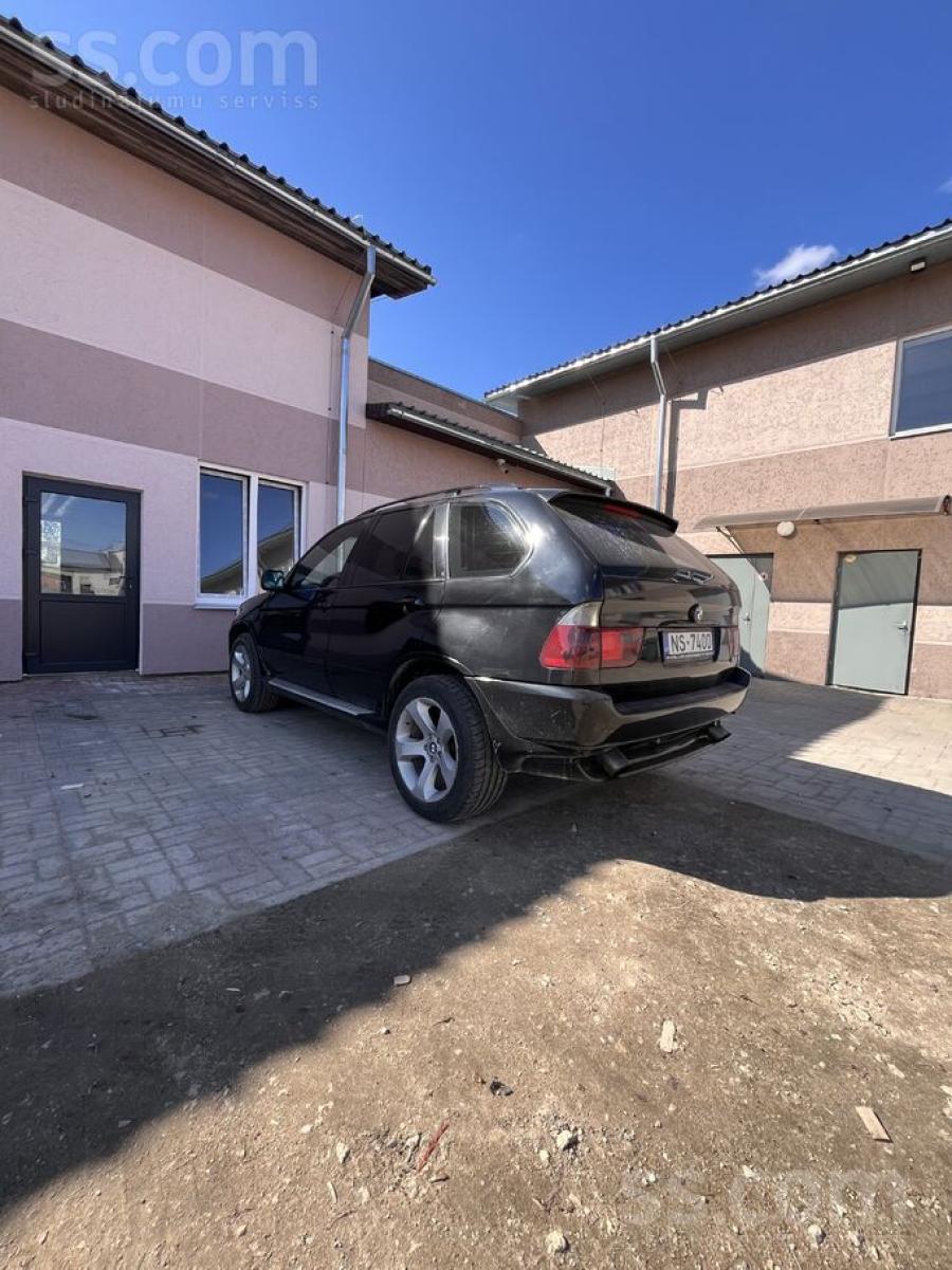 Melns BMW X5 2002 Preiļi, ar dzinēja tilpumu 3.00 L un nobraukumu 383 tūkst. km par 3500 €, foto 4 vietnē AUTOMOTO.COM.LV