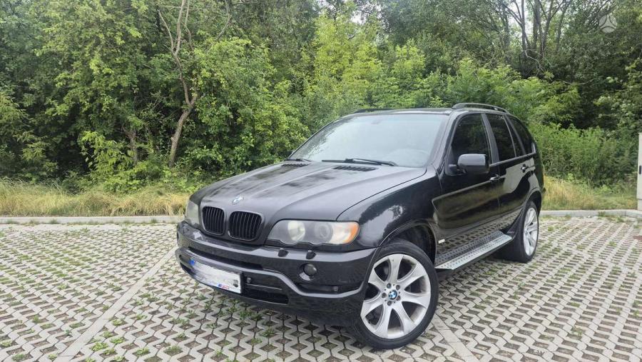 Black BMW X5 2002 in Klaipeda, with an engine capacity of 2.93 L and mileage of 380 thousand km for 2699 €, photo 1 on AUTOMOTO.COM.LV