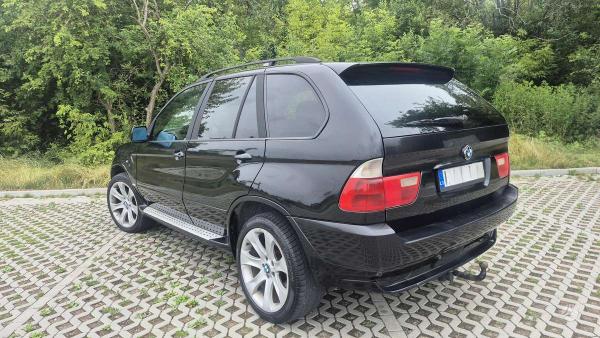 Black BMW X5 2002 in Klaipeda, with an engine capacity of 2.93 L and mileage of 380 thousand km for 2699 €, photo 2 on AUTOMOTO.COM.LV