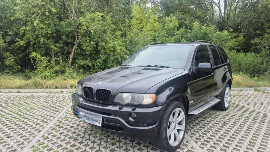 Black BMW X5 2002 in Klaipeda, with an engine capacity of 2.93 L and mileage of 380 thousand km for 2699 €, photo 7 on AUTOMOTO.COM.LV