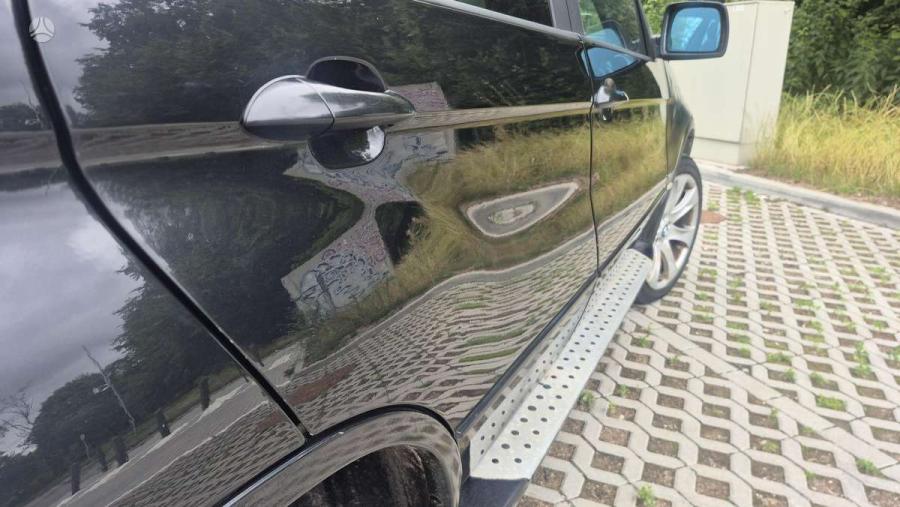 Black BMW X5 2002 in Klaipeda, with an engine capacity of 2.93 L and mileage of 380 thousand km for 2699 €, photo 12 on AUTOMOTO.COM.LV